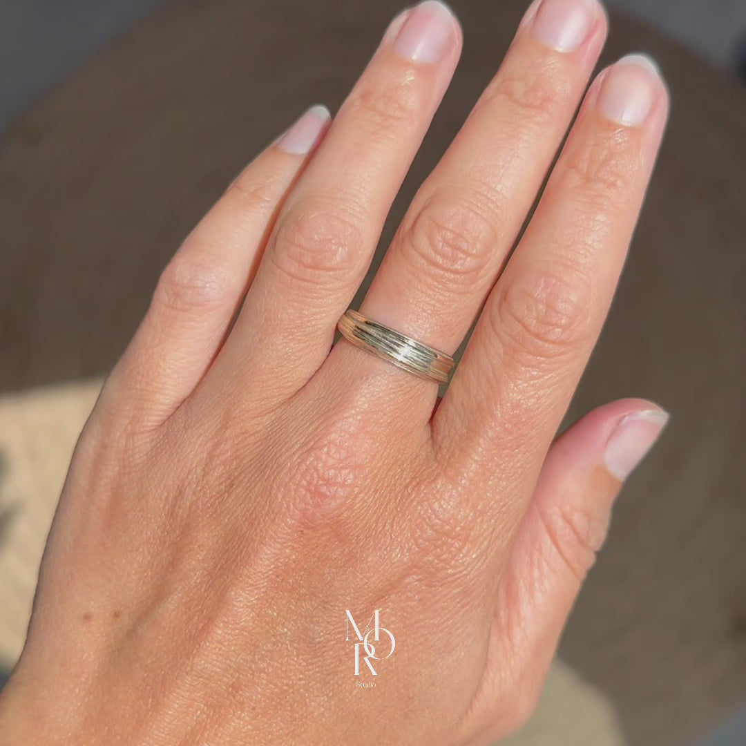 Bold Tide Lines Ring – Mor Studio
